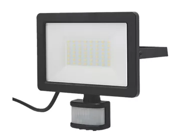 Outdoor Lighting — Screwfix EU