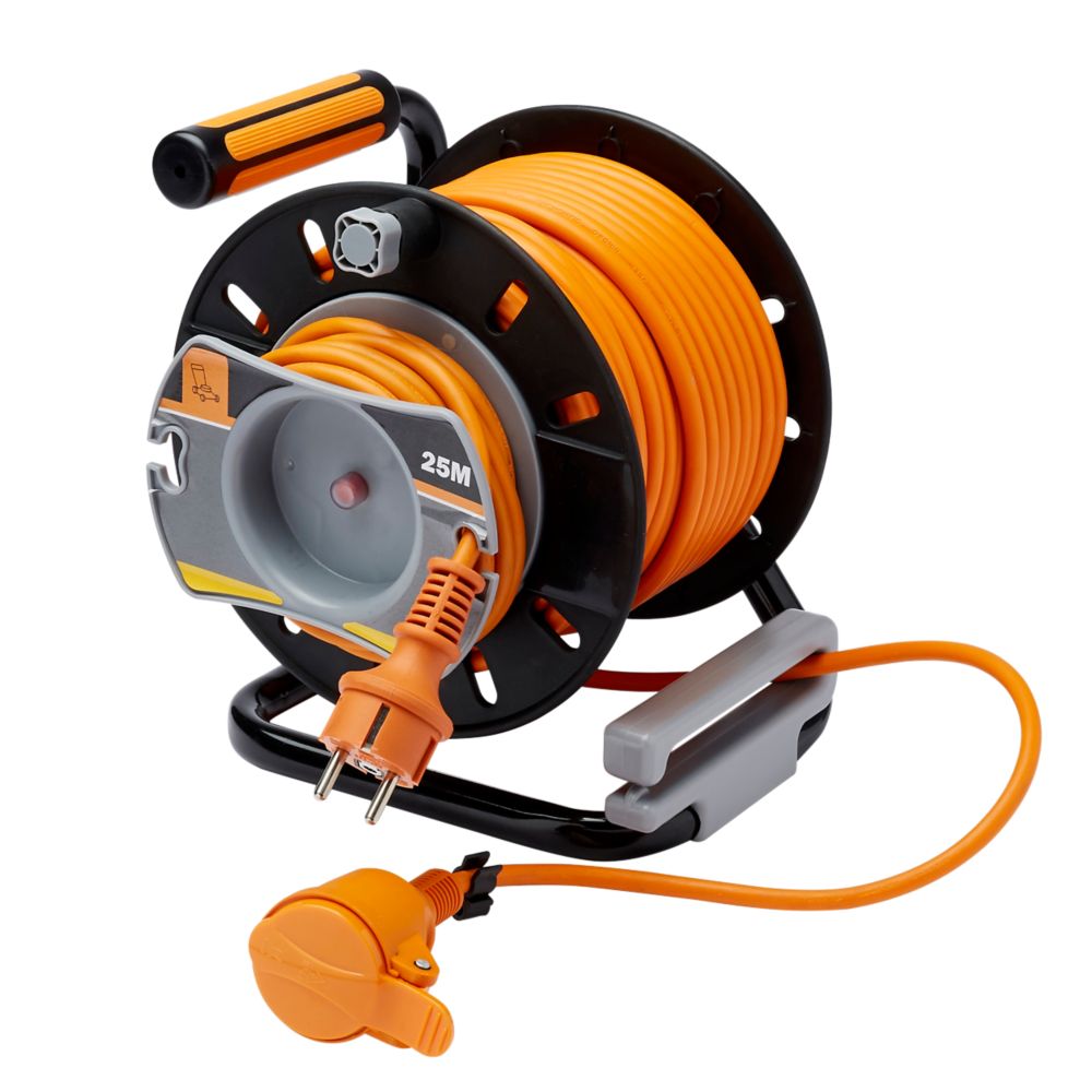 Reverse 16A 1-Gang 25m Cable Reel 230V — Screwfix EU