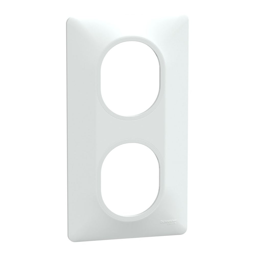 Wall mounted Switches & Sockets — Screwfix EU