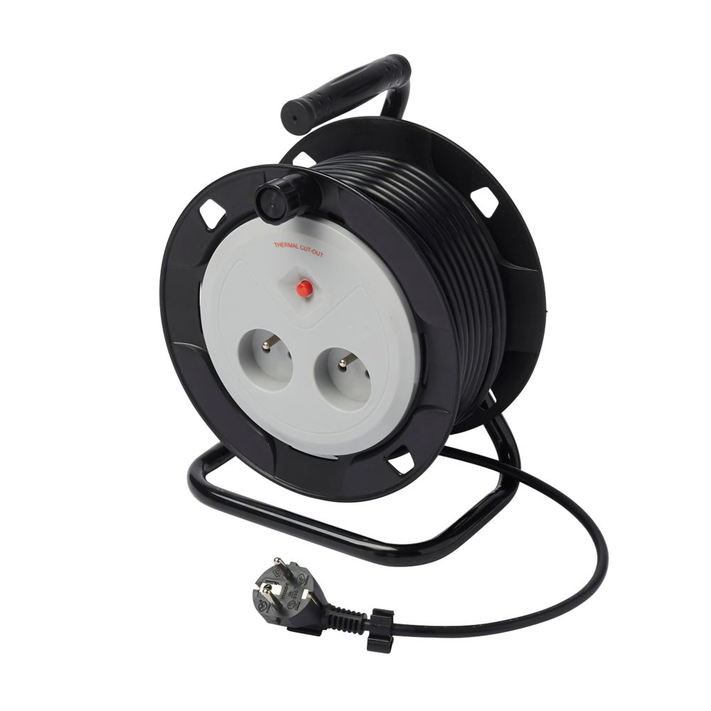 10A 1-Gang 15m Cable Reel 230V — Screwfix EU