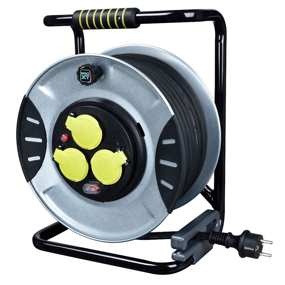 Cable Reels & Extension Cords — Screwfix EU