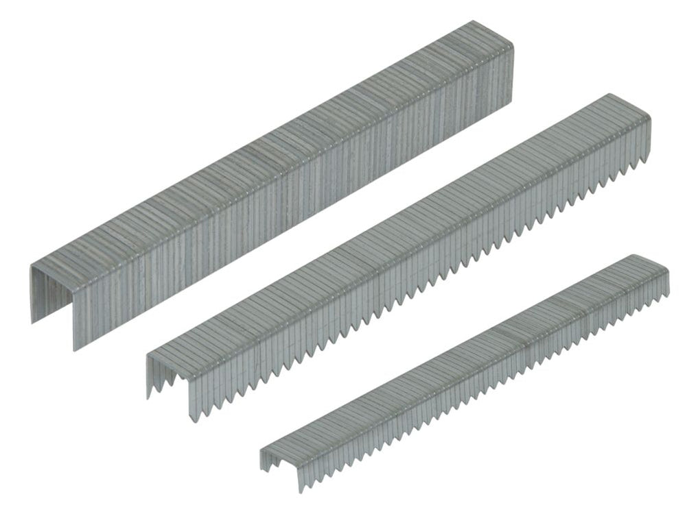 Staples & Tacks — Screwfix EU