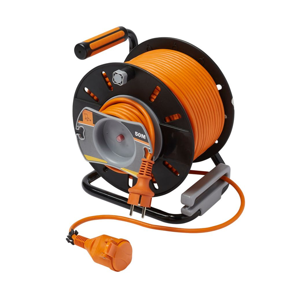 Cable Reels & Extension Cords — Screwfix EU